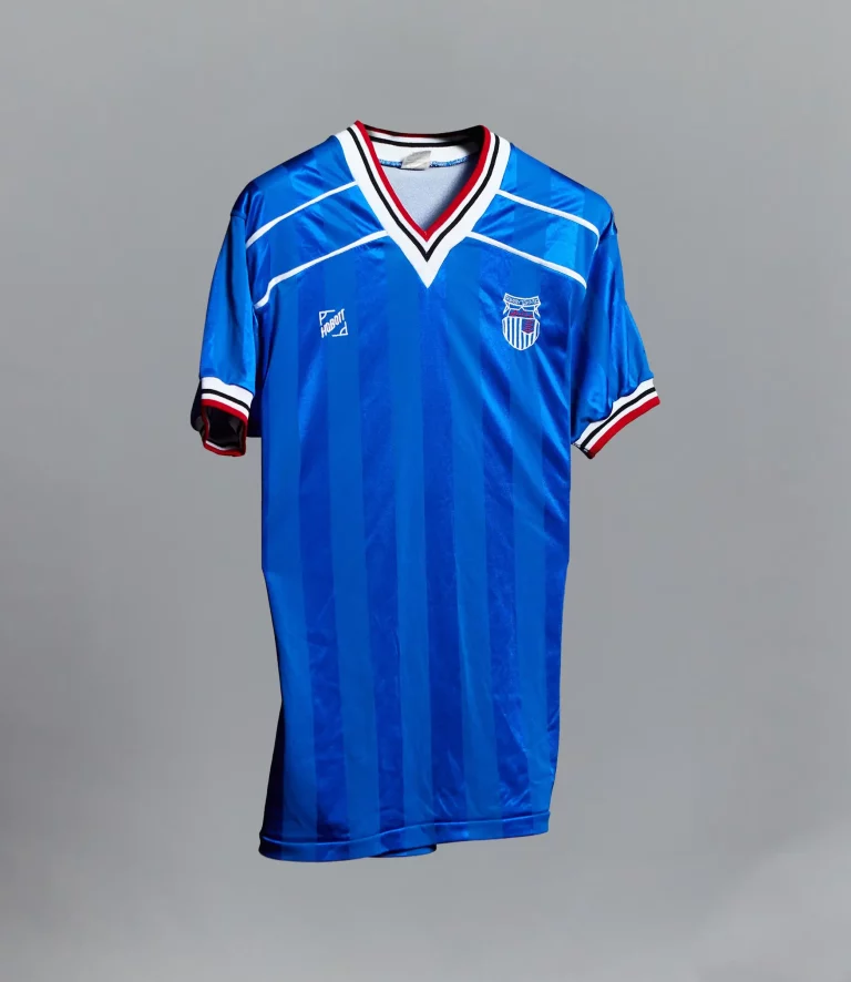 1984 - 1987 - third kit blue replica full kit Hobott medium - GTFC Heritage